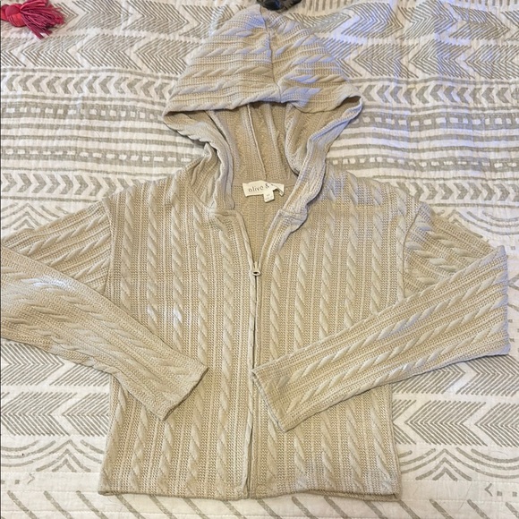 Olive & Oak | Sweaters | Olive Oak Cream Cable Knit Cardigan | Poshmark